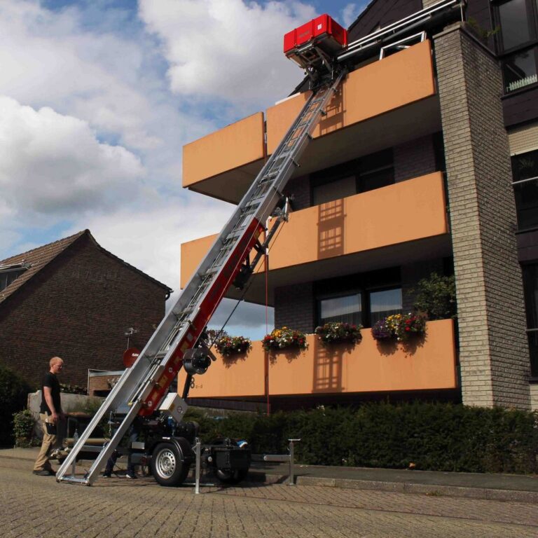 PAUS Easy (Small Building Elevator)